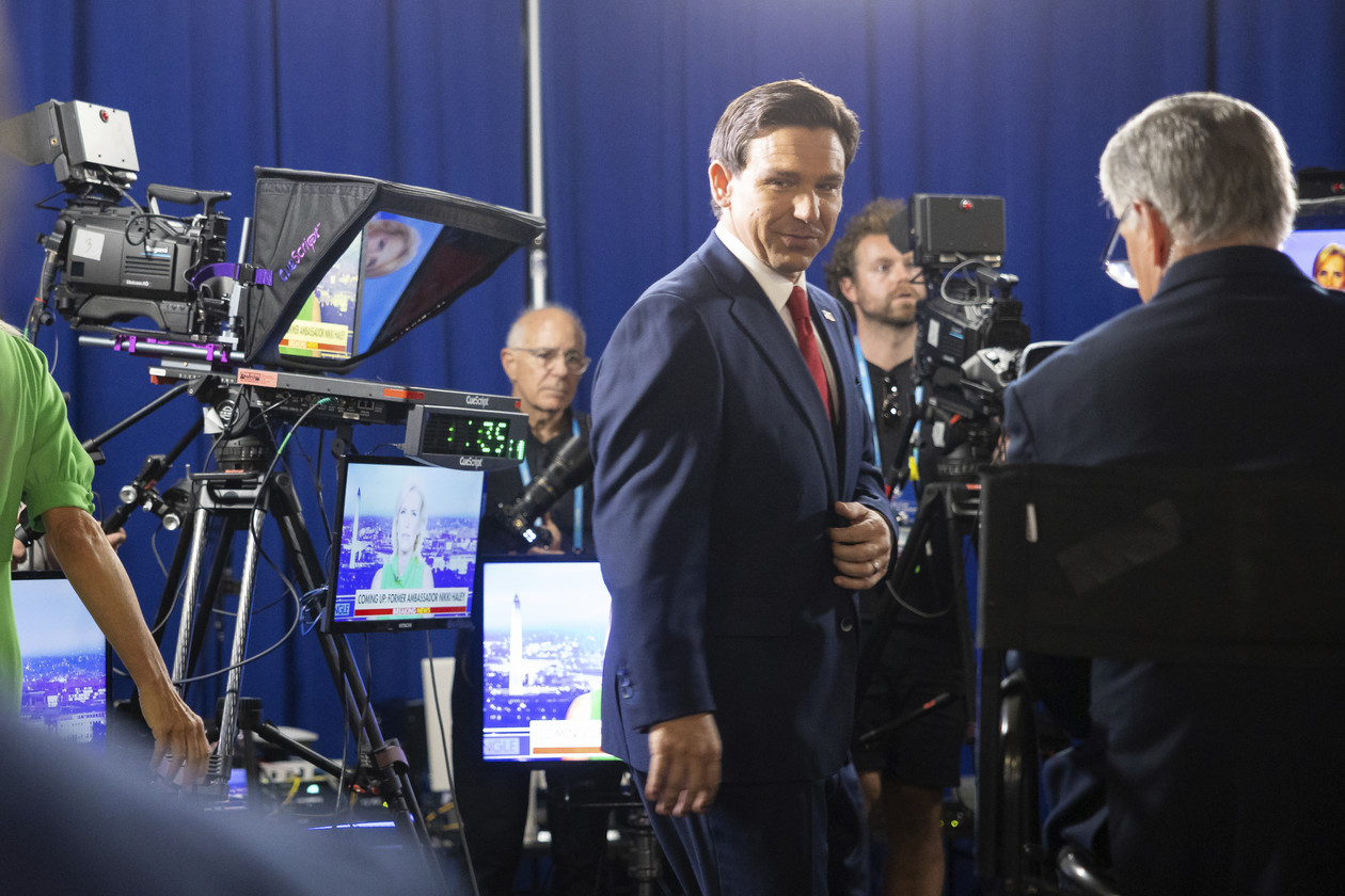 Ron DeSantis Unwavering in Presidential Ambitions Despite JD Vance ...