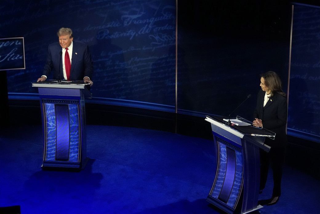 Harris Critiques Trump’s Racial History After He Questions Her Identity ...